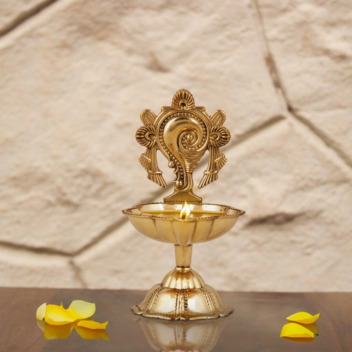 Giri - Shank Lamp | Brass Diya | Pooja Deepam